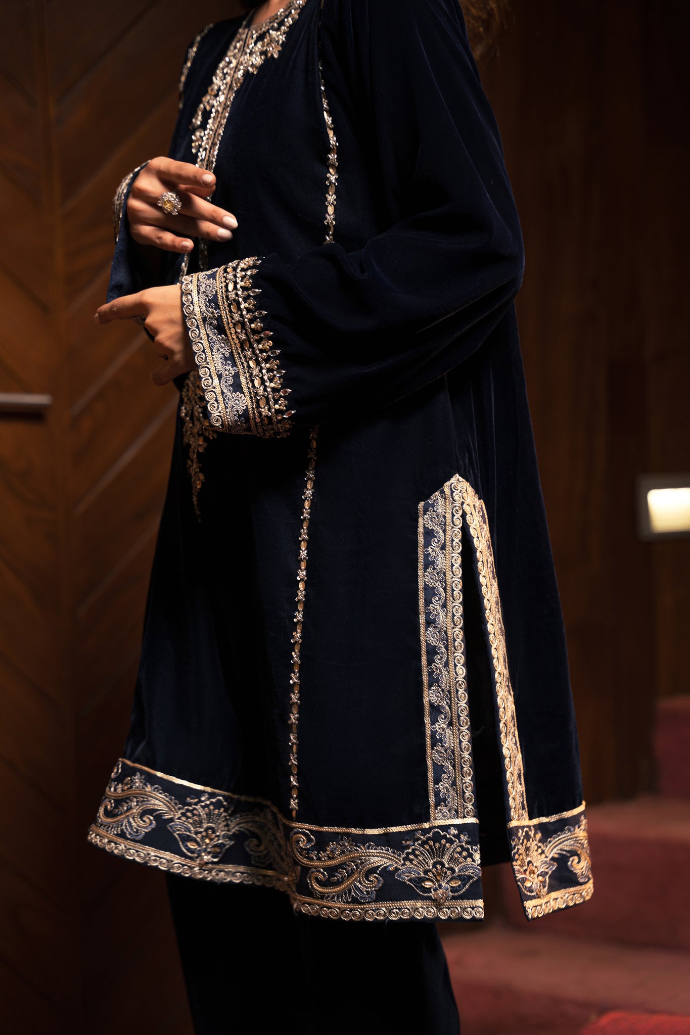 Luxury Velvet Kaftan Dress Designs in Pakistan – Ammara Khan