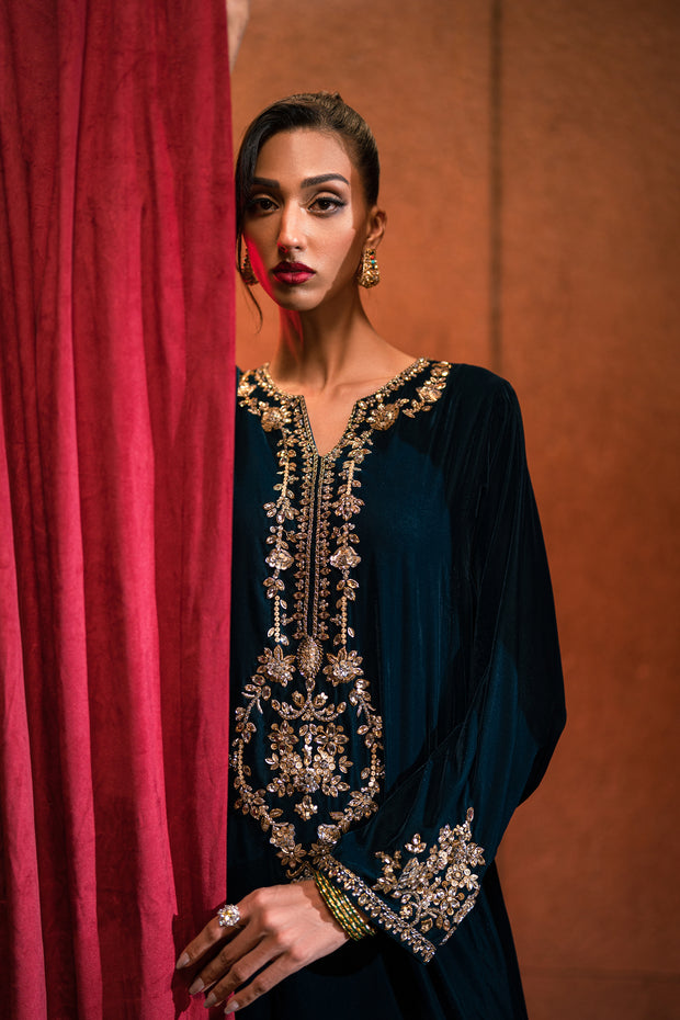 Luxury Kaftan Dresses Design in Pakistan – Ammara Khan