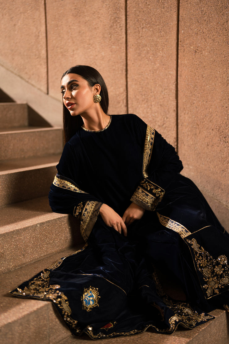 Navy Magic Velvet Shawl Set (D-09) – Ammara Khan